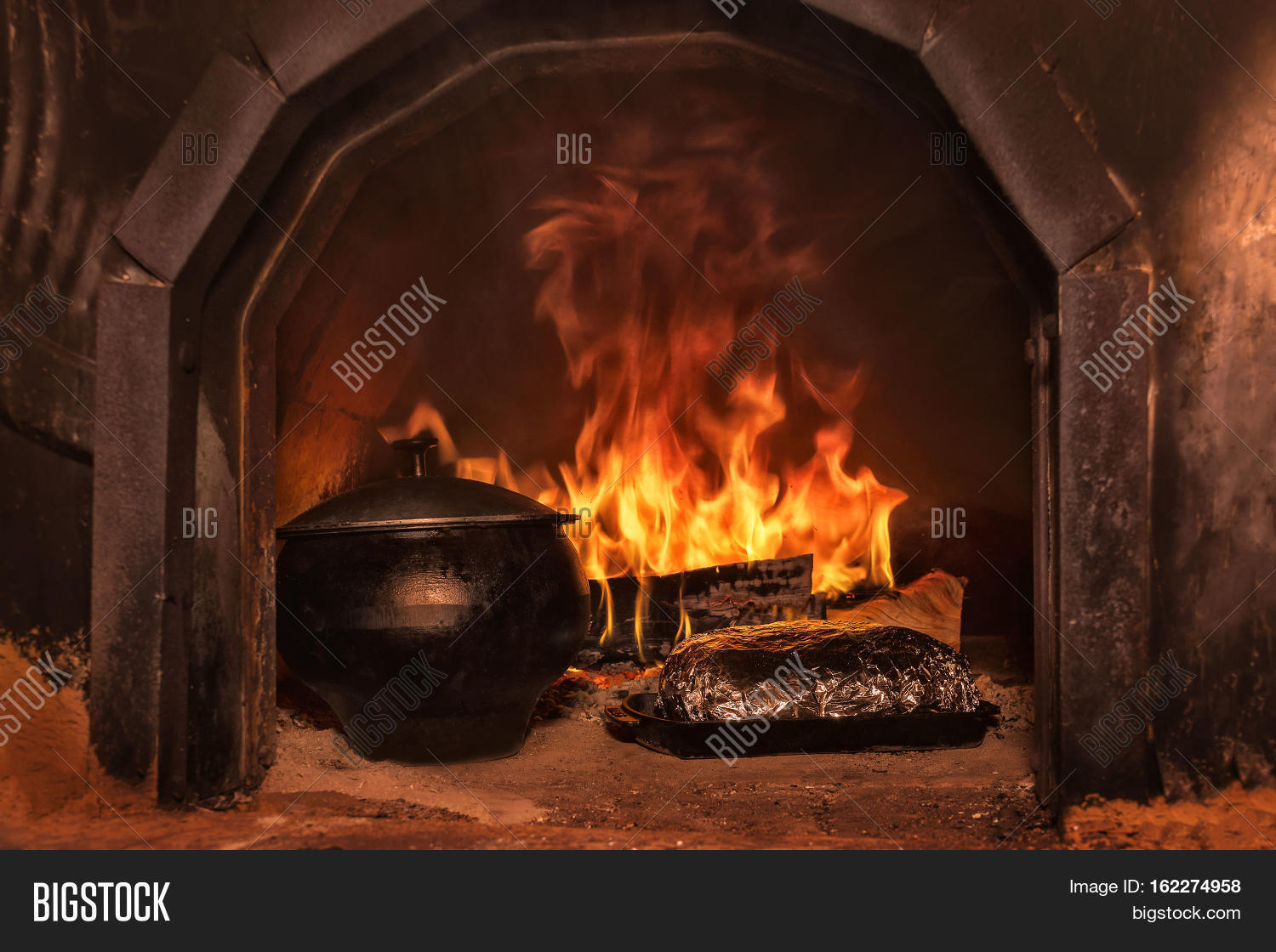Food Cooked Cauldron Image & Photo (Free Trial) | Bigstock