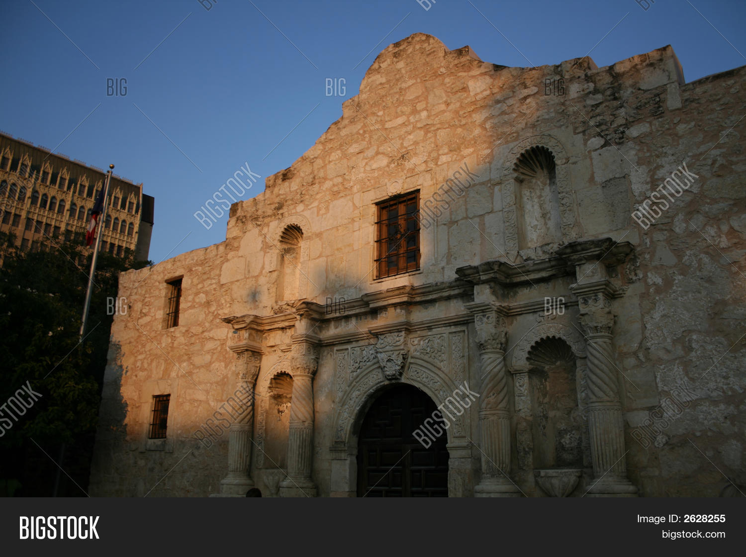 Alamo San Antonio Image & Photo (Free Trial) | Bigstock