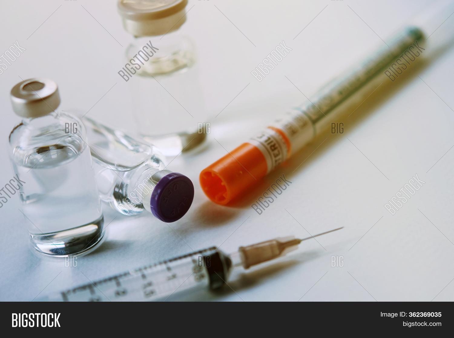 Vaccine Vial Dose Flu Image & Photo (Free Trial) | Bigstock