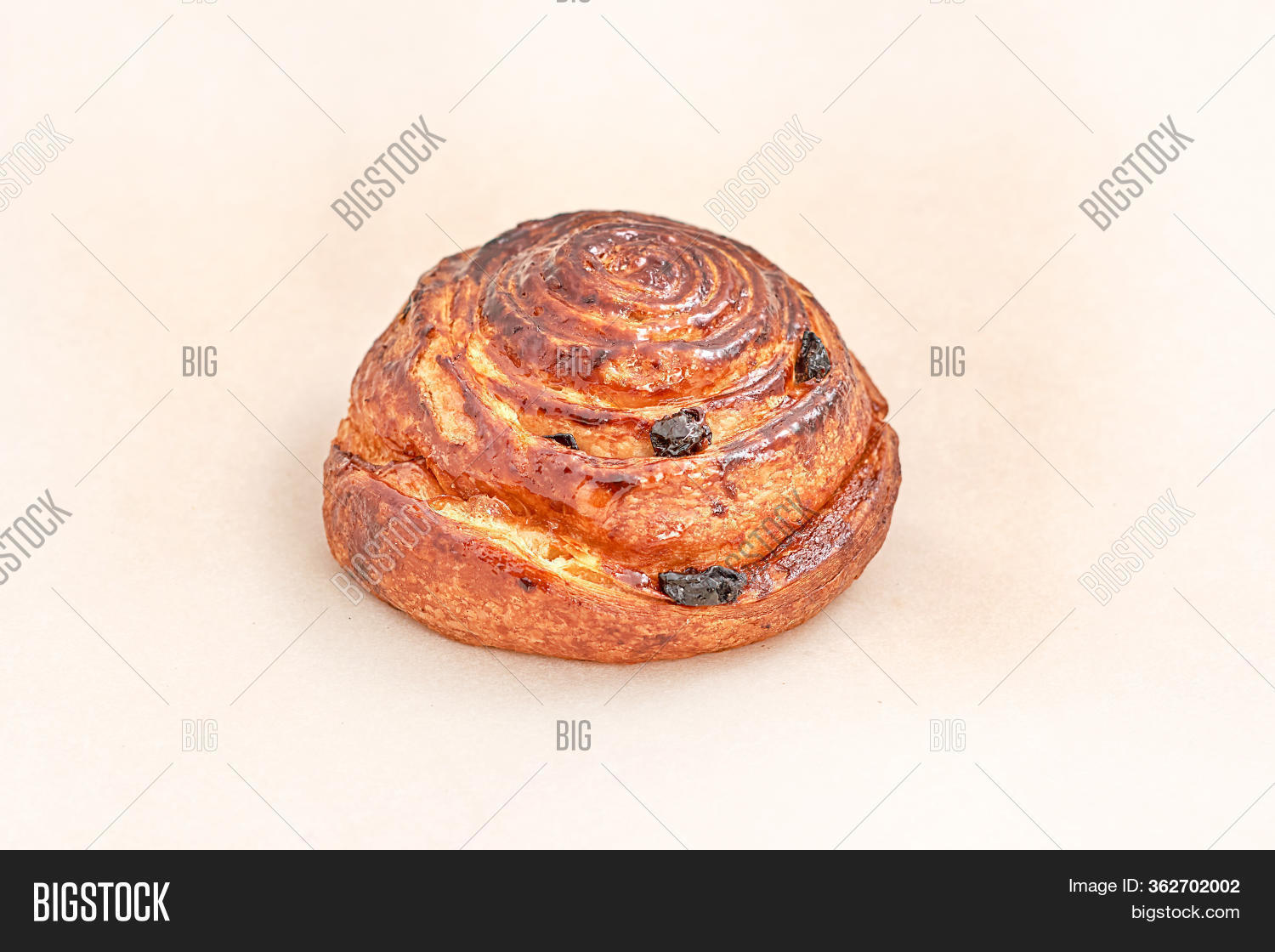 Round Bun Raisins. Image & Photo (Free Trial) | Bigstock