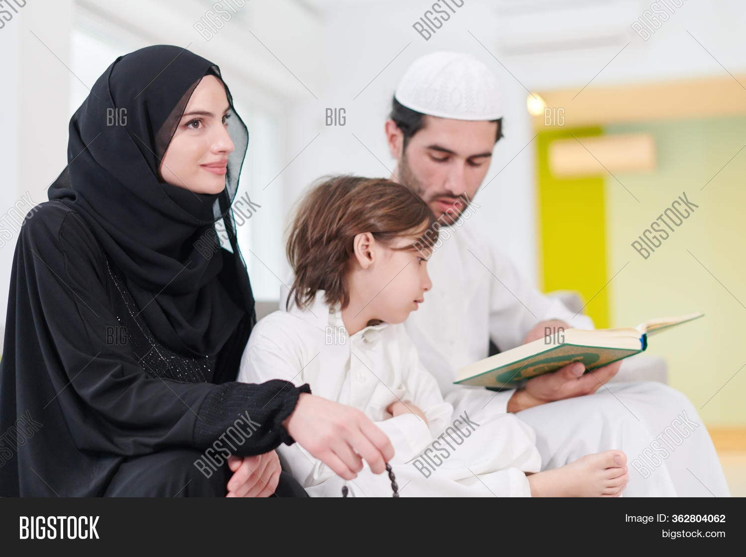 Traditional Muslim Image & Photo (Free Trial) | Bigstock