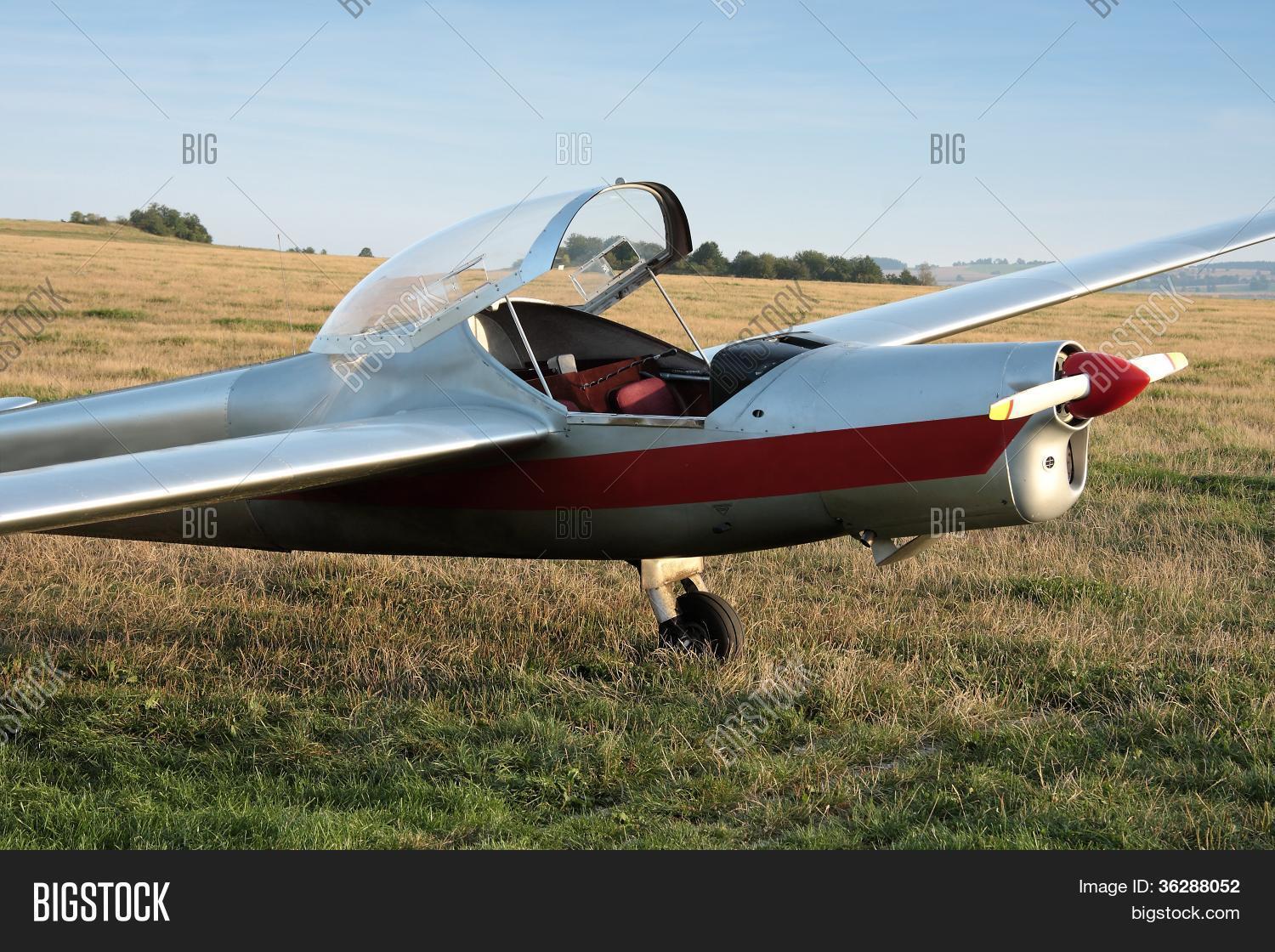 Motor Glider Image & Photo (Free Trial) | Bigstock