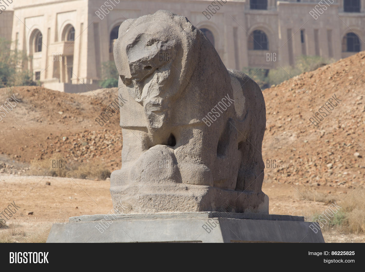Babylon Lion Statue Image & Photo (Free Trial) | Bigstock