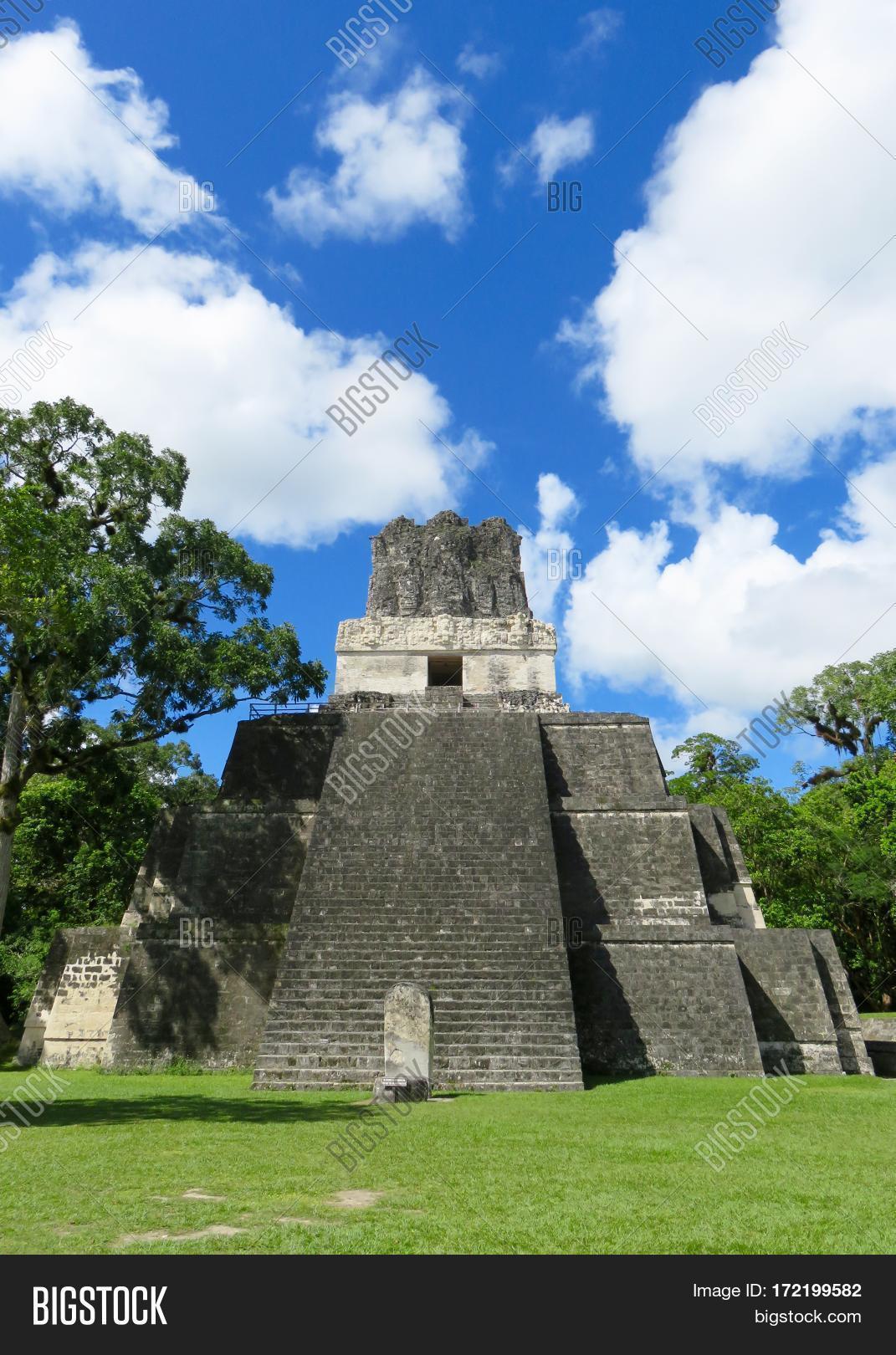 Mayan Stepped Pyramid Image & Photo (Free Trial) | Bigstock