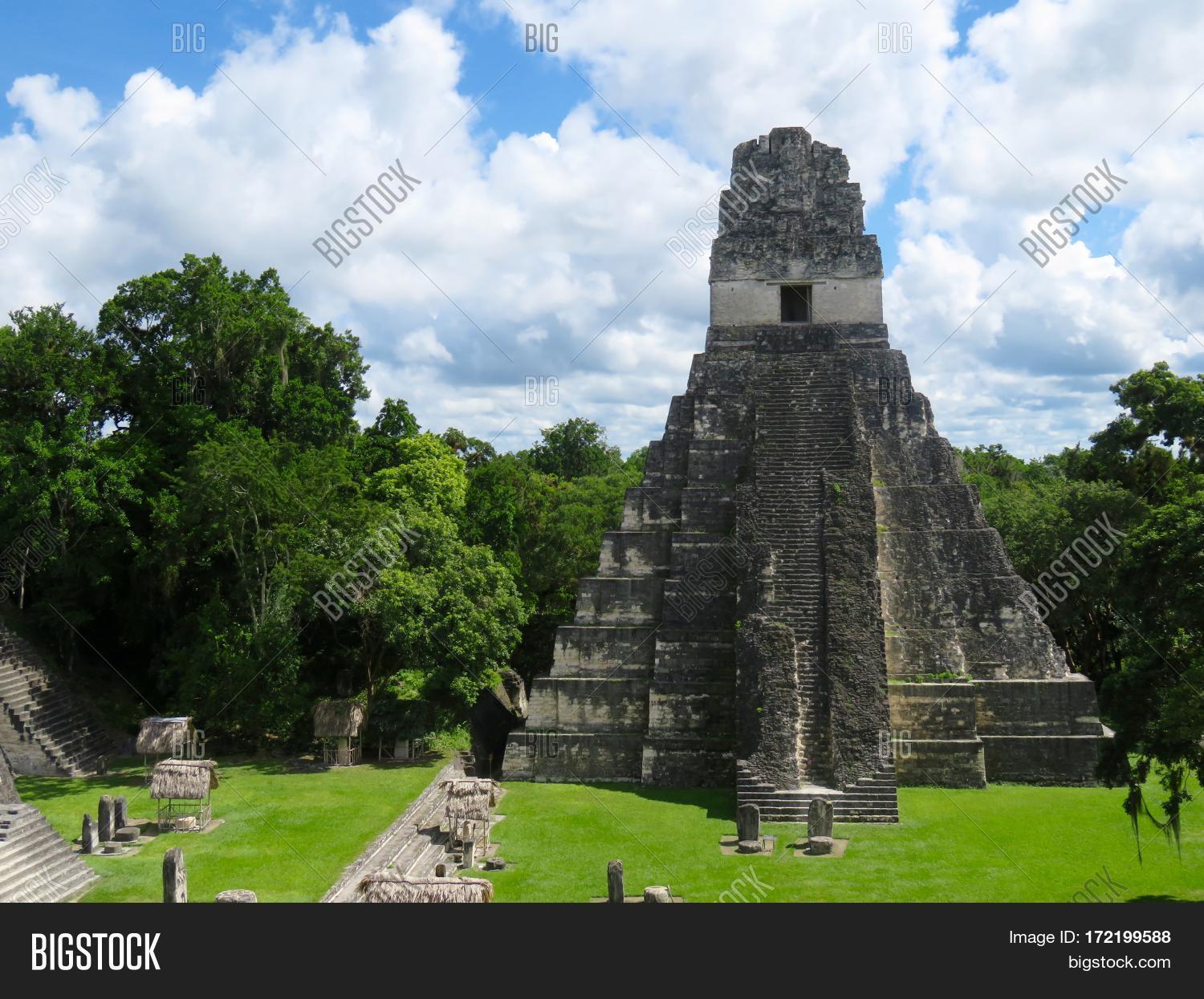 Mayan Stepped Pyramid Image & Photo (Free Trial) | Bigstock