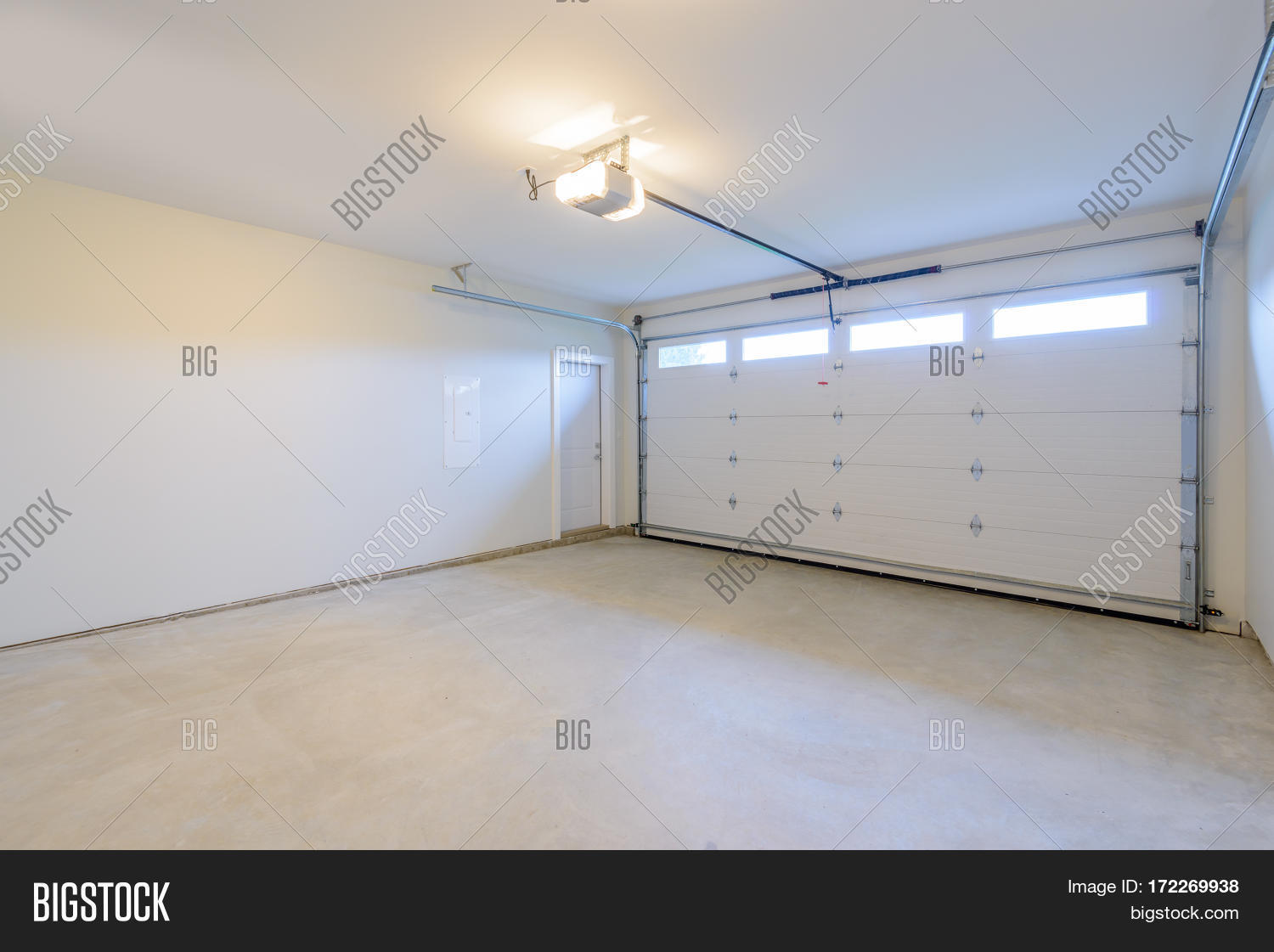 Empty Garage Door Image & Photo (Free Trial) | Bigstock