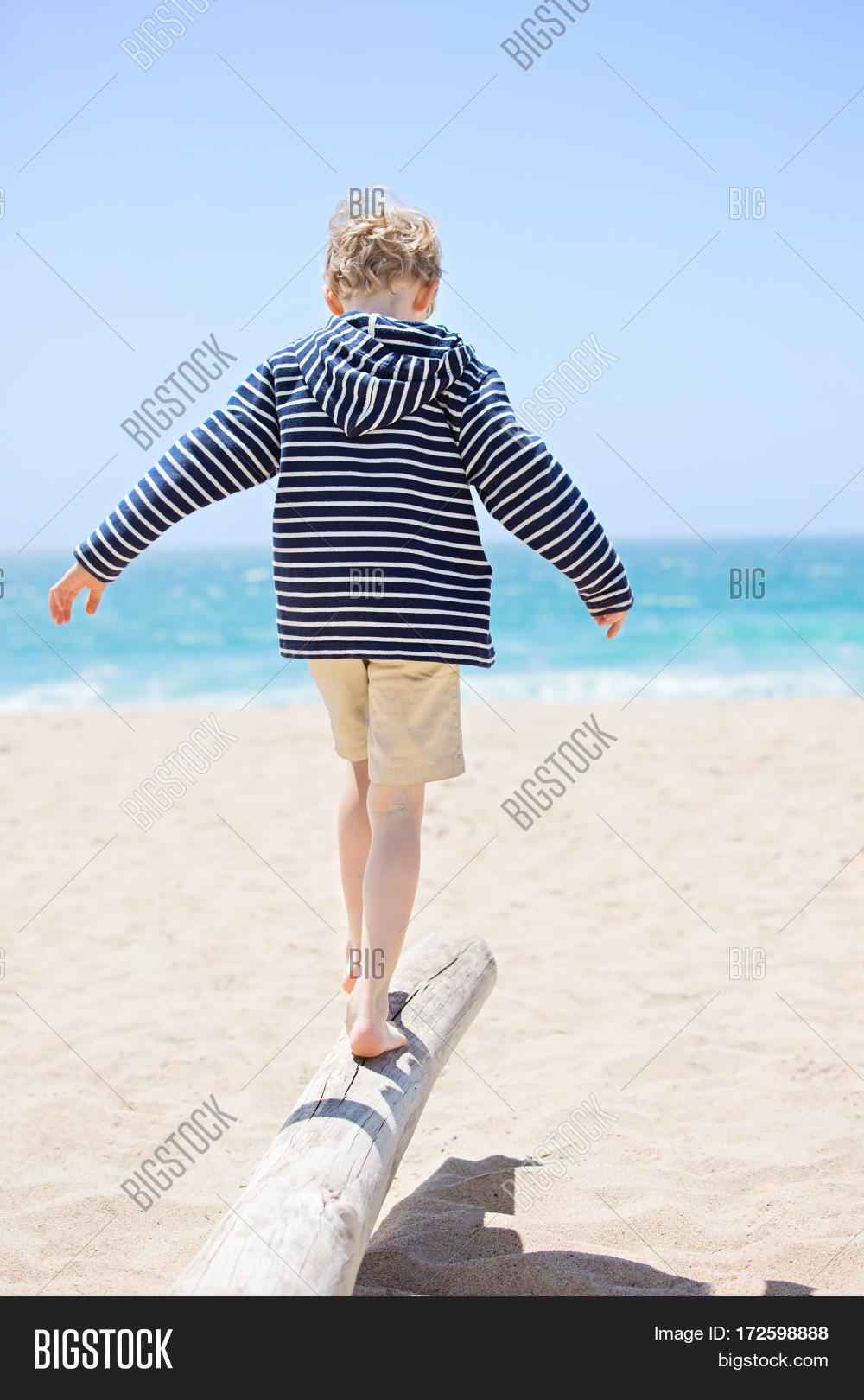Back View Little Boy Image & Photo (Free Trial) | Bigstock