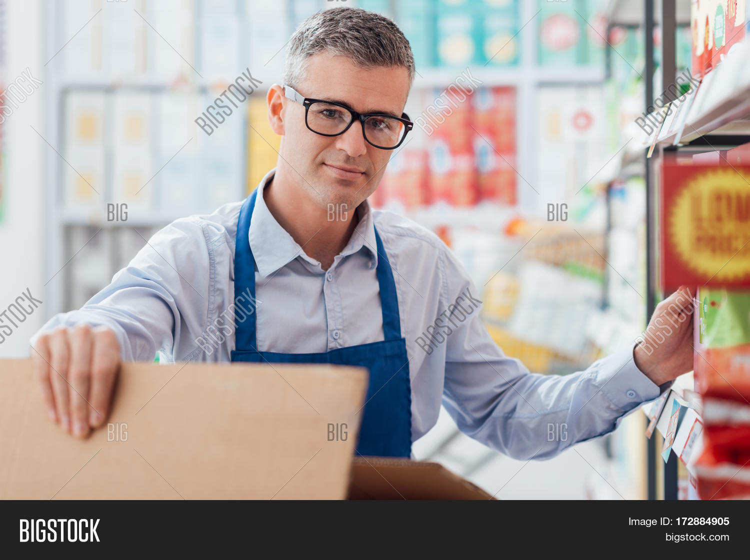 Supermarket Clerk Work Image & Photo (Free Trial) | Bigstock