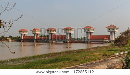 Dams Blocking River Image & Photo (Free Trial) | Bigstock