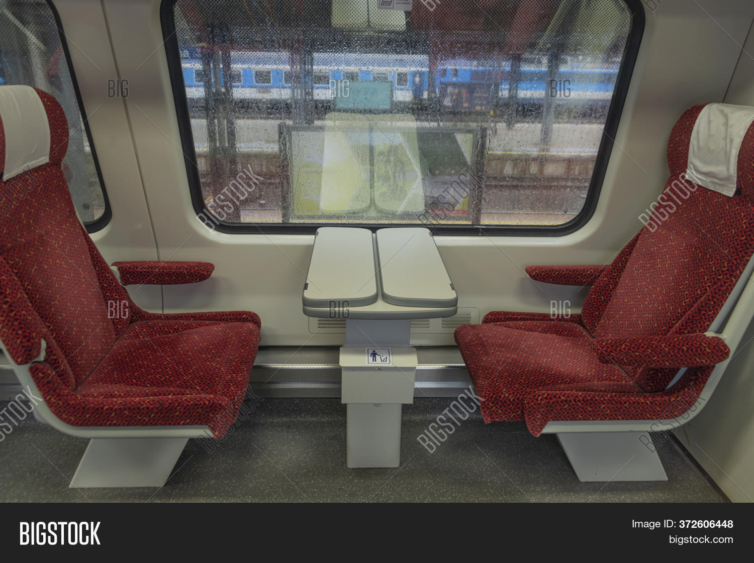 Electric Multiple Unit Image & Photo (Free Trial) | Bigstock