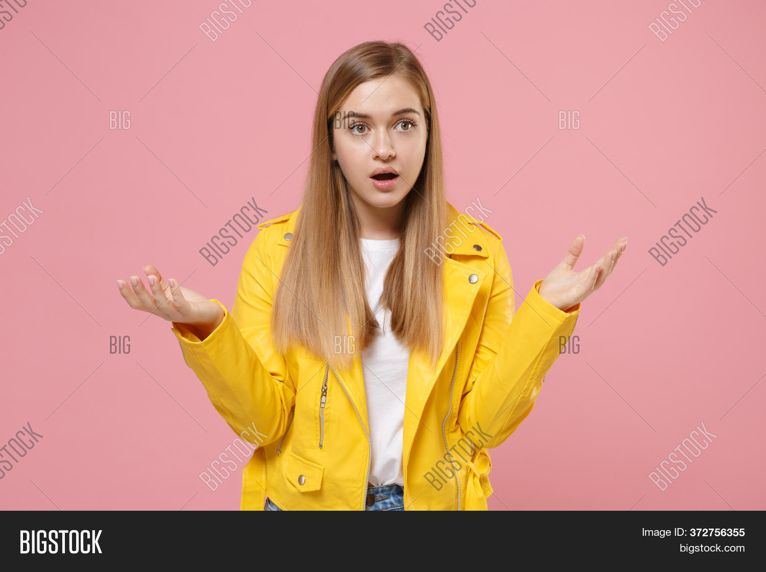 Shocked Perplexed Image & Photo (Free Trial) | Bigstock