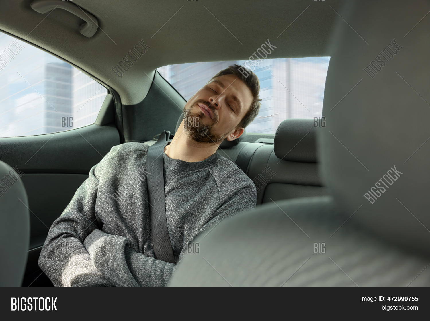 Tired Handsome 图片和照片（免费试用） | Bigstock