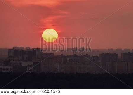 Big Red Sun Over Roofs Image & Photo (Free Trial) | Bigstock