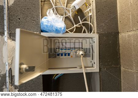 Installing Power Image & Photo (Free Trial) | Bigstock