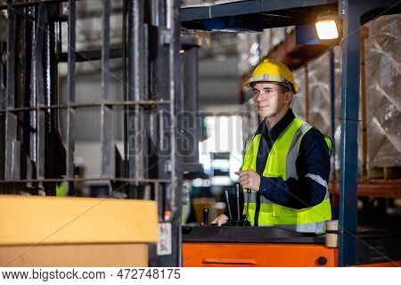 Man Wear Safety Helmet Image & Photo (Free Trial) | Bigstock