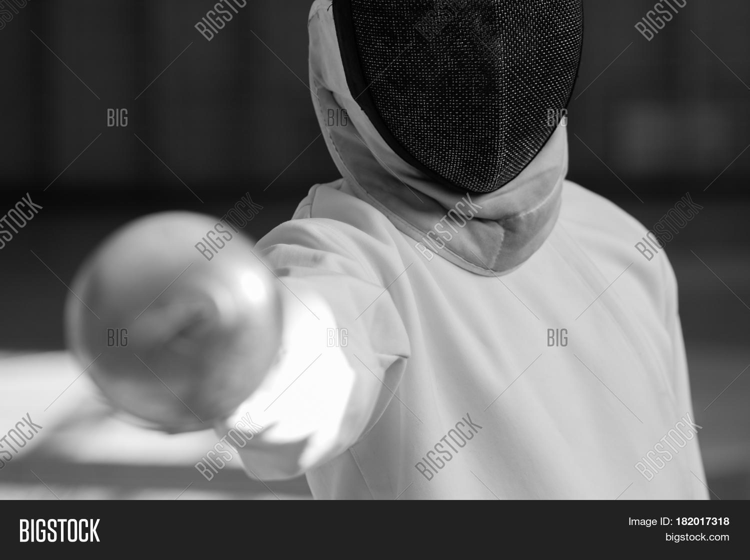 Fencer Prepares Image & Photo (Free Trial) | Bigstock