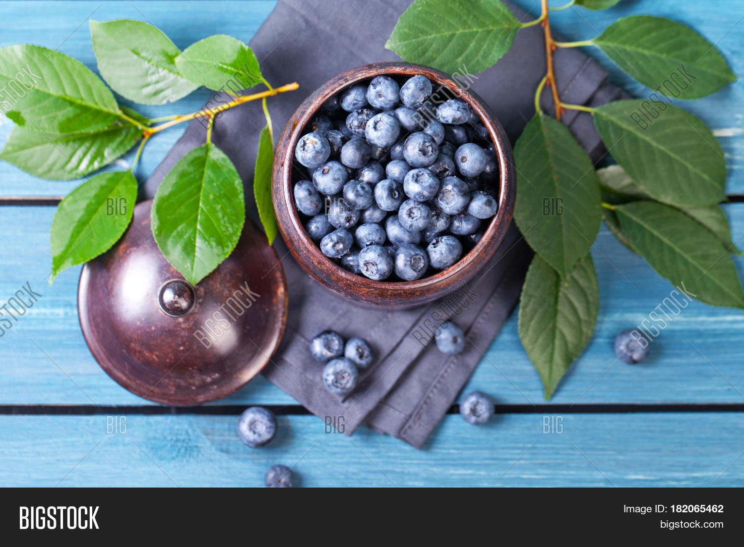 Freshly Blueberries Image & Photo (Free Trial) | Bigstock