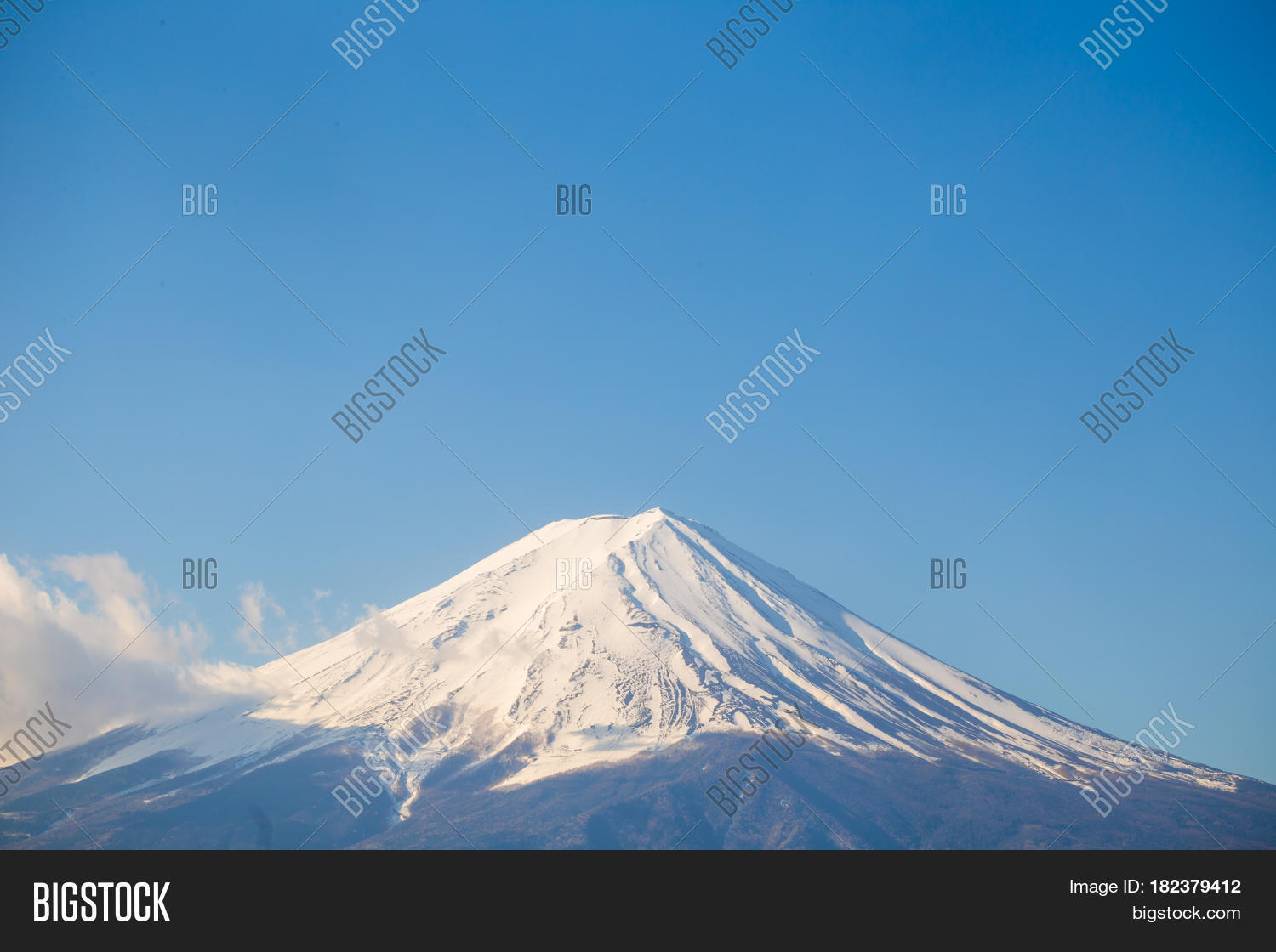 Mount Fuji San Lake Image & Photo (Free Trial) | Bigstock