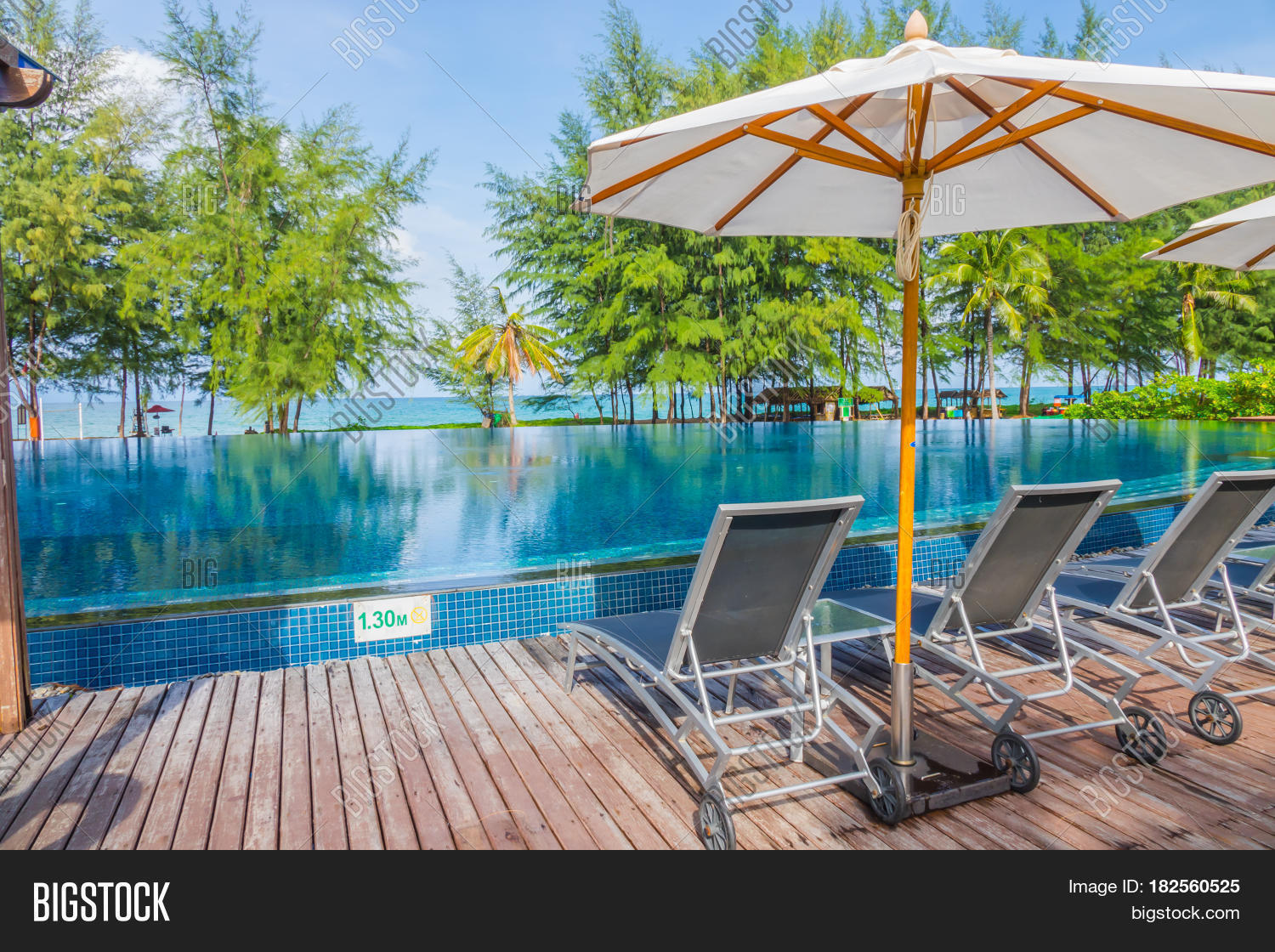 Swimming Pool Relaxing Image & Photo (Free Trial) | Bigstock
