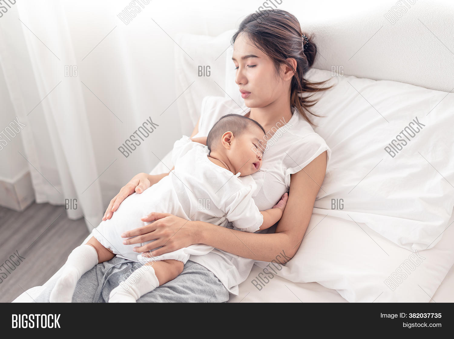 Being Mom Exhausted. Image & Photo (Free Trial) | Bigstock
