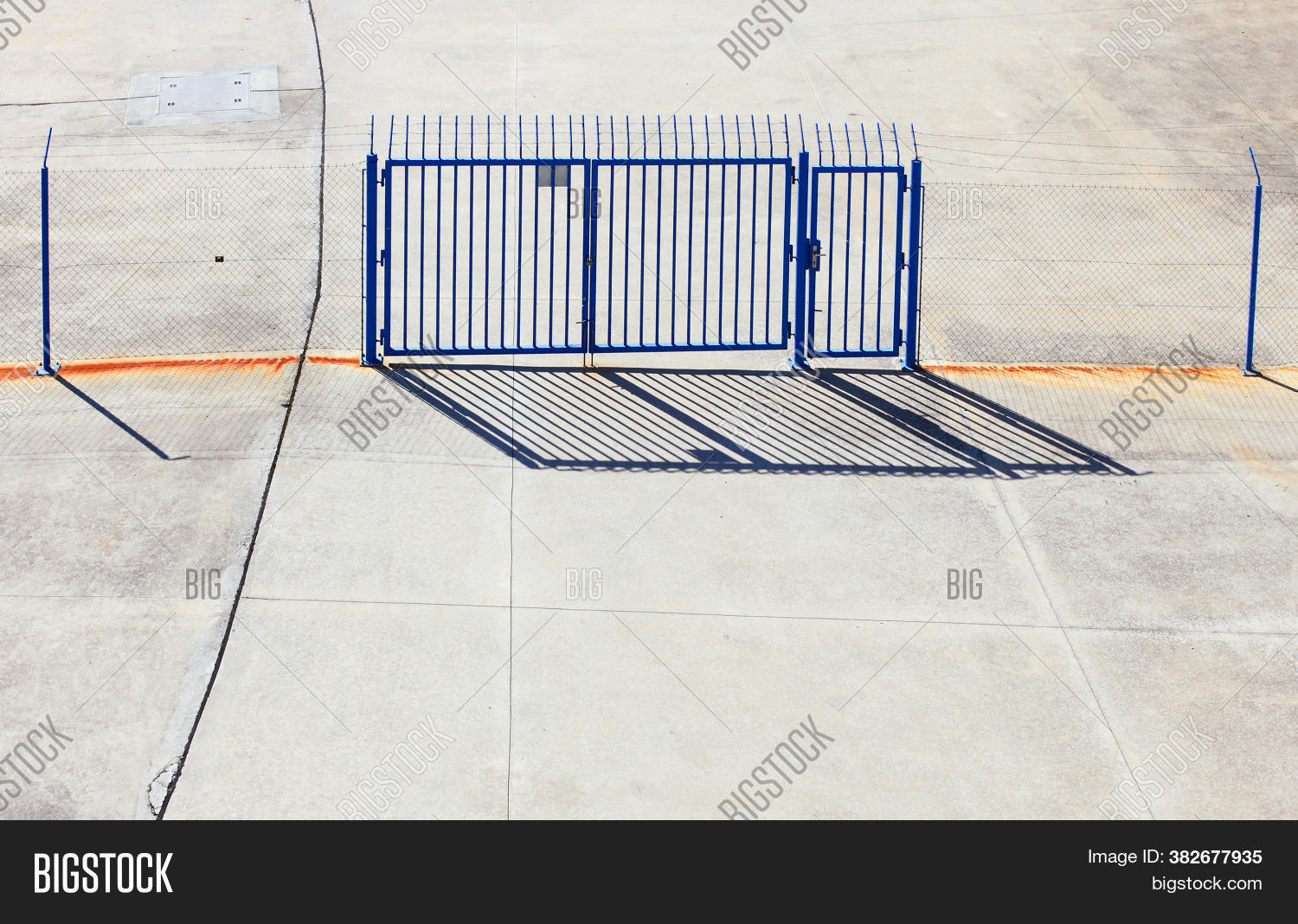 Steel Gate Barbed Wire Image & Photo (Free Trial) | Bigstock