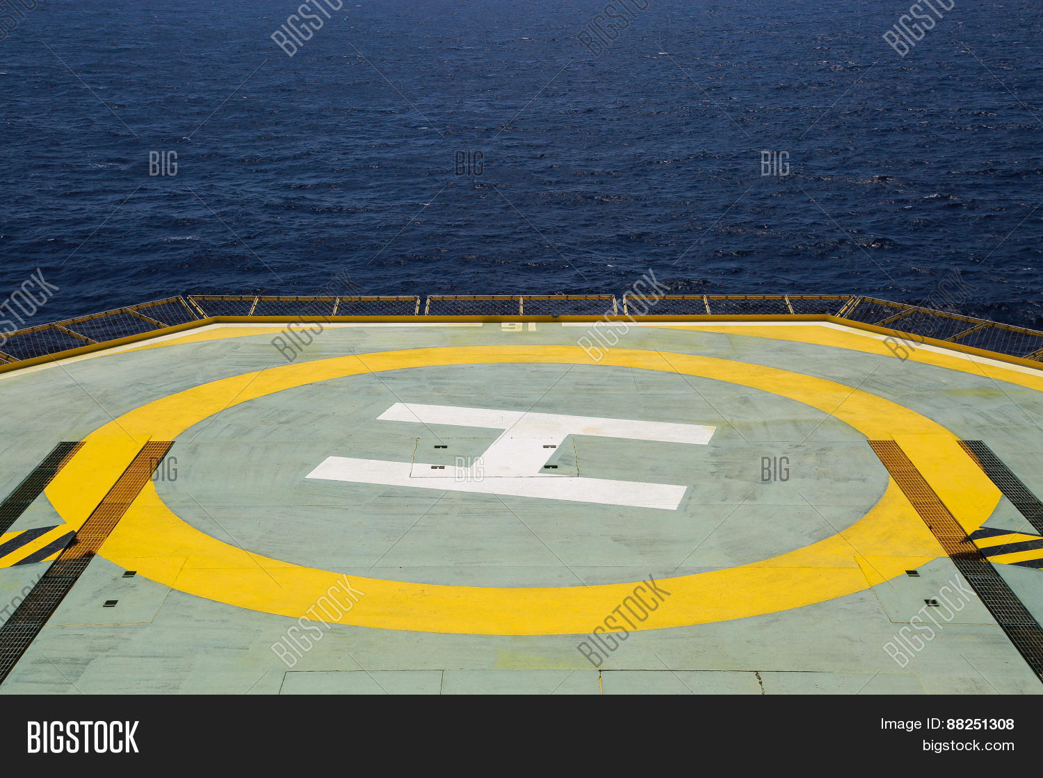 Helideck Oil Gas Image & Photo (Free Trial) | Bigstock