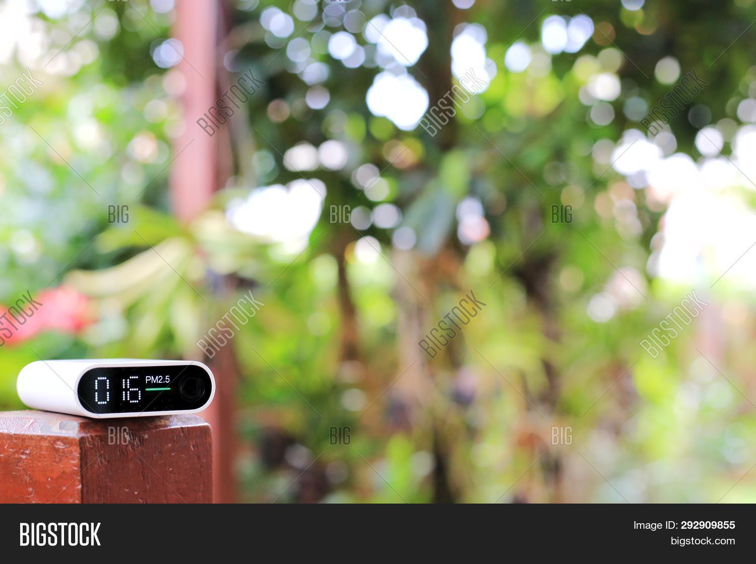 Good Outdoor Air Image & Photo (Free Trial) | Bigstock