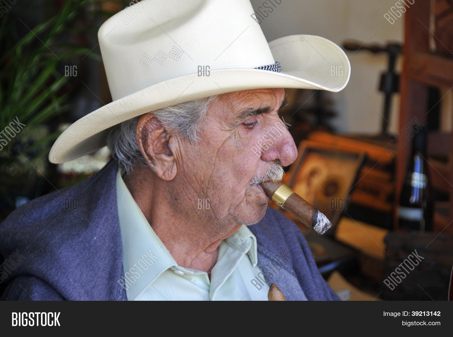 Old Man Smoke Cigar Image & Photo (Free Trial) | Bigstock