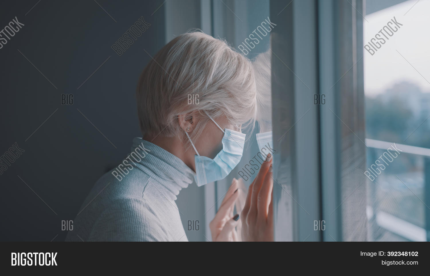 Young Anxious Woman Image & Photo (Free Trial) | Bigstock