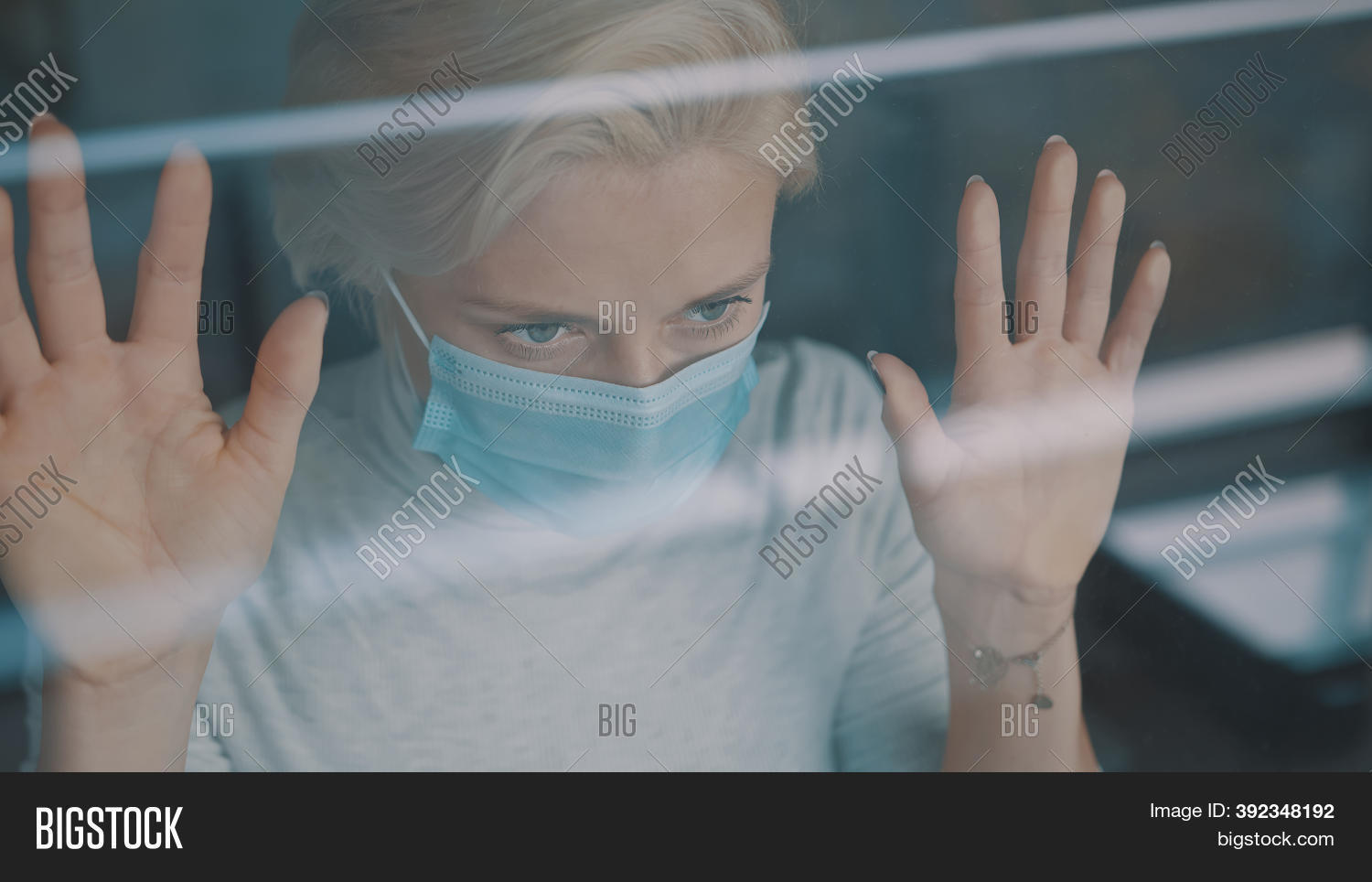 Young Anxious Woman Image & Photo (Free Trial) | Bigstock