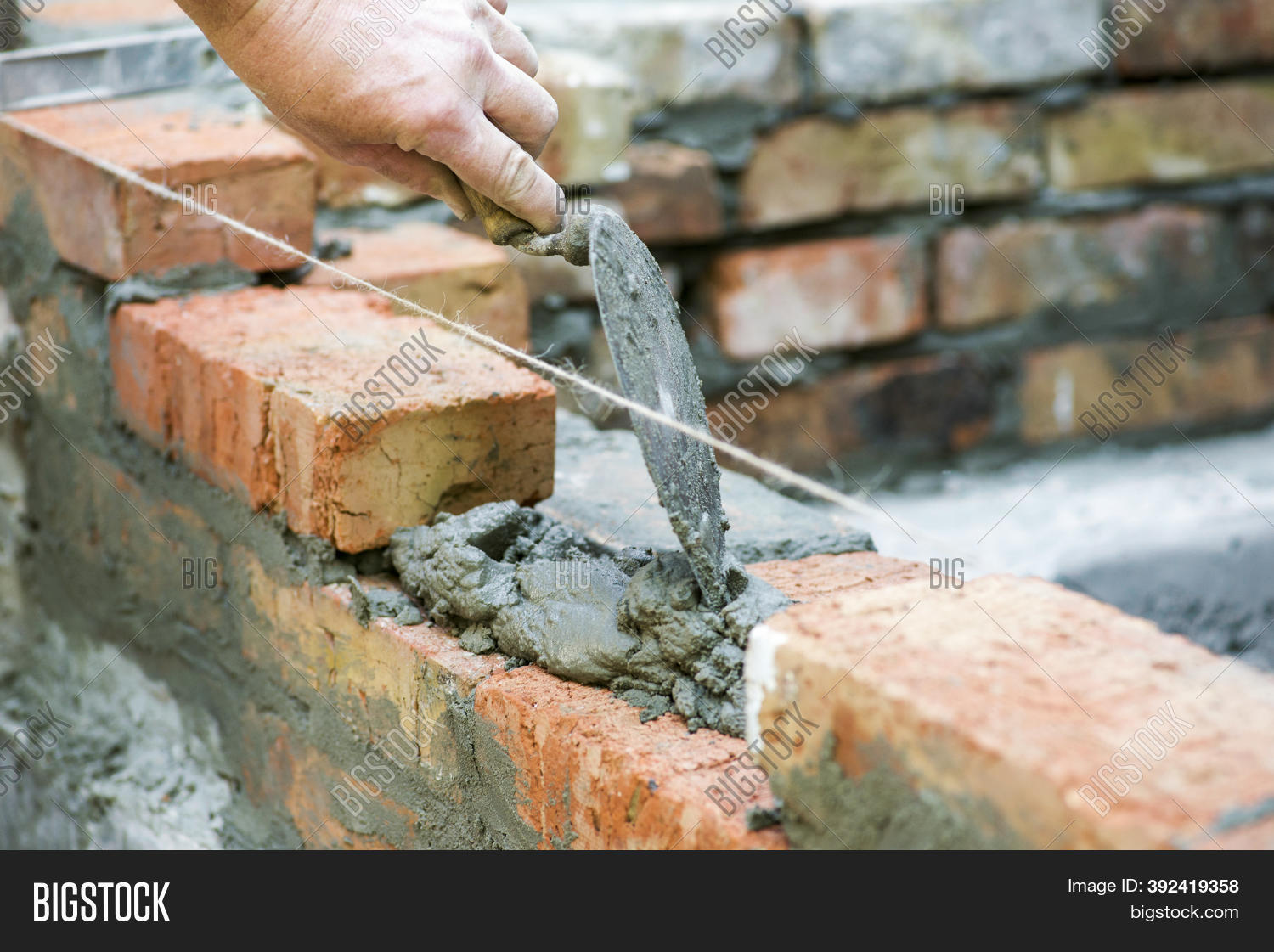 Bricklayer Worker Image & Photo (Free Trial) | Bigstock