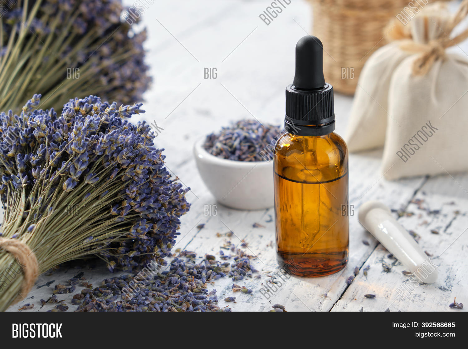 Dropper Bottle Image & Photo (Free Trial) | Bigstock