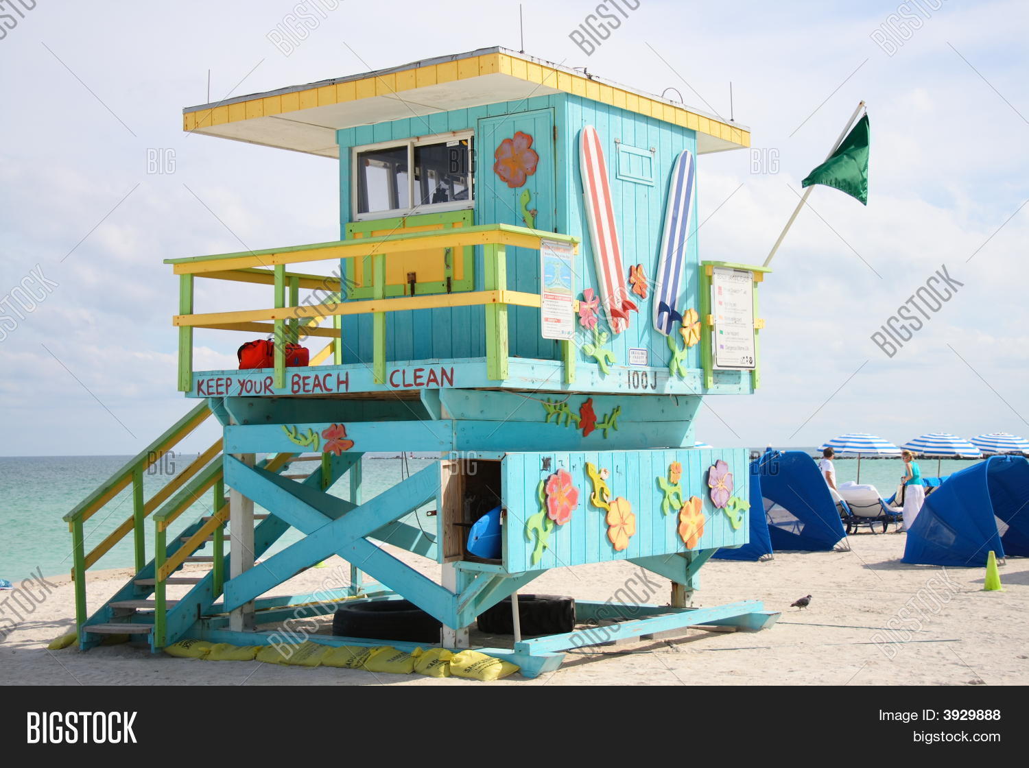 Lifeguard Station Image & Photo (Free Trial) | Bigstock