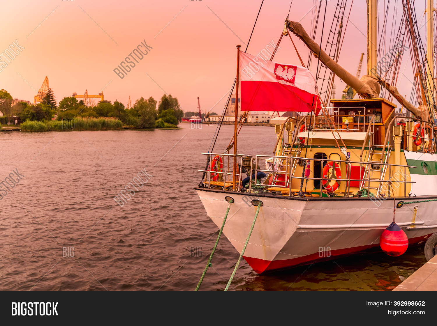 Stern Old Sail Ship Image & Photo (Free Trial) | Bigstock
