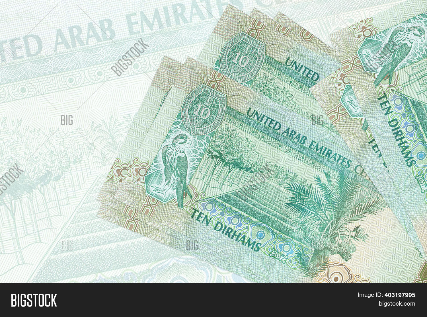 10 Uae Dirhams Bills Image & Photo (Free Trial) | Bigstock