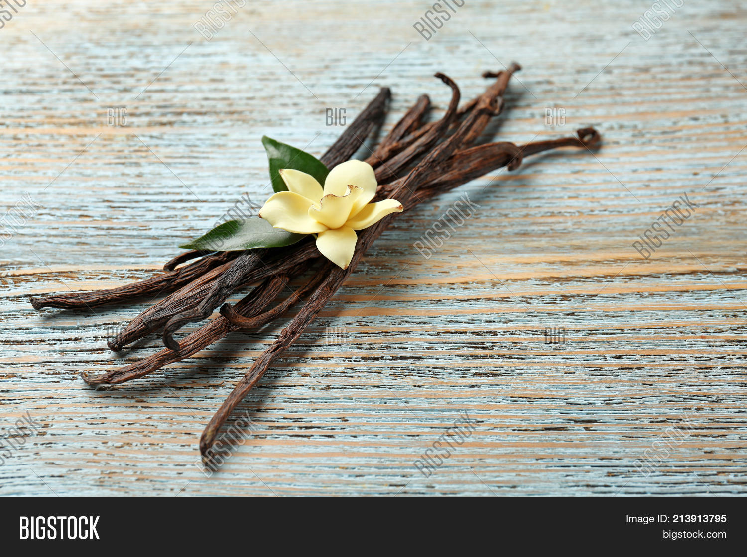 Dried Vanilla Pods Image & Photo (Free Trial) | Bigstock