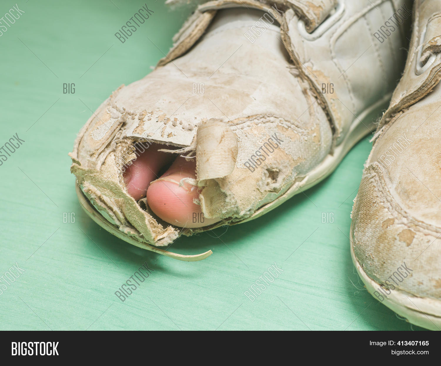 Toe Looks Out Totally Image & Photo (Free Trial) | Bigstock