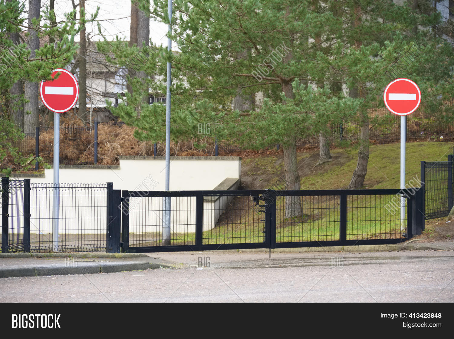 No Entry Sign Car Park Image & Photo (Free Trial) | Bigstock
