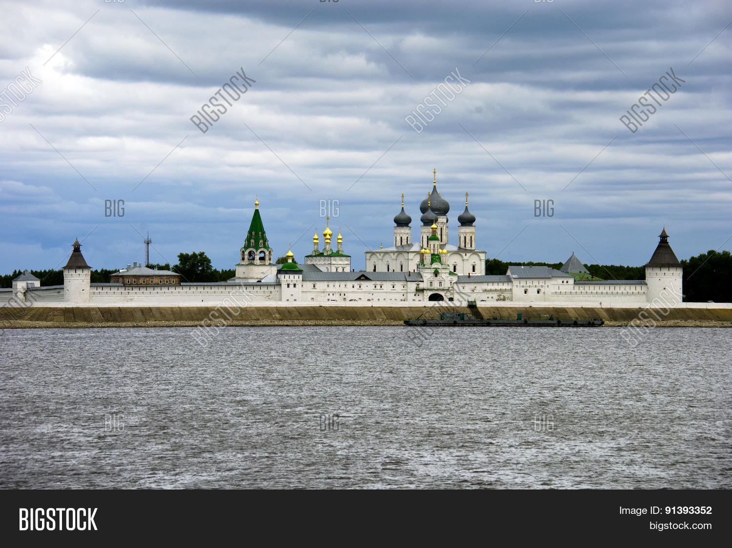 Makaryevsky Convent. Image & Photo (Free Trial) | Bigstock