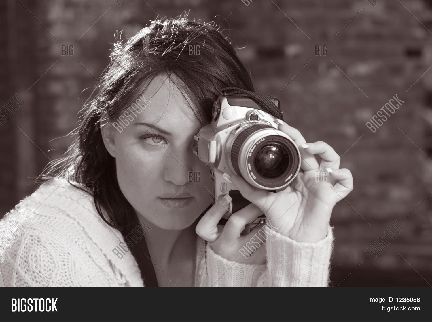 Girl Slr Photo Camera Image & Photo (Free Trial) | Bigstock