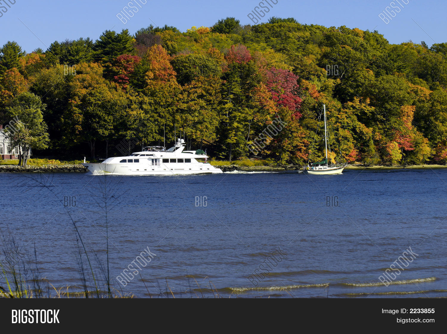 Ct River Boat Image & Photo (Free Trial) | Bigstock