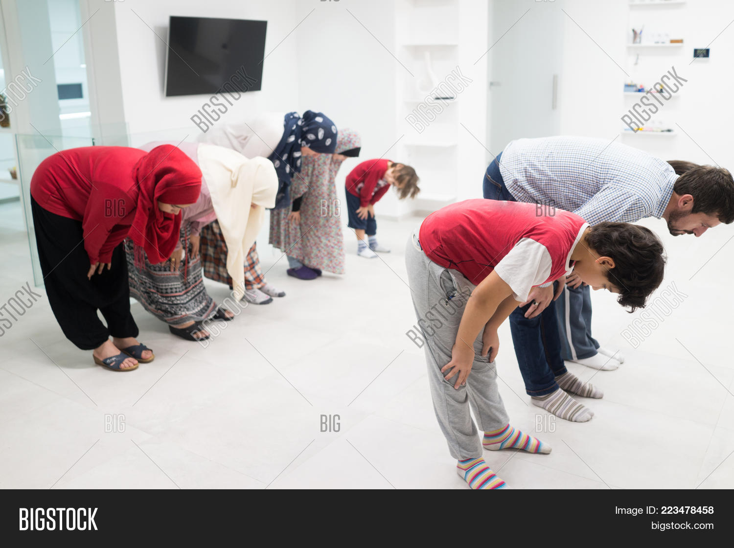 Muslim Family Praying Image & Photo (Free Trial) | Bigstock