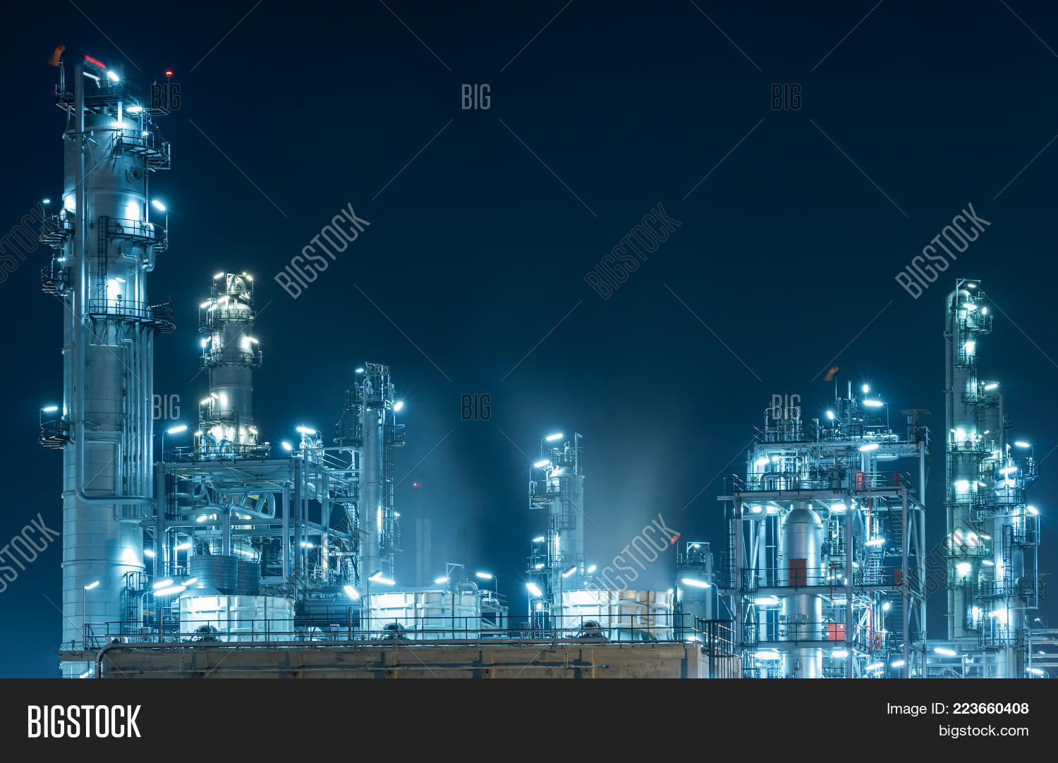 Oil Refinery Factory Image & Photo (Free Trial) | Bigstock