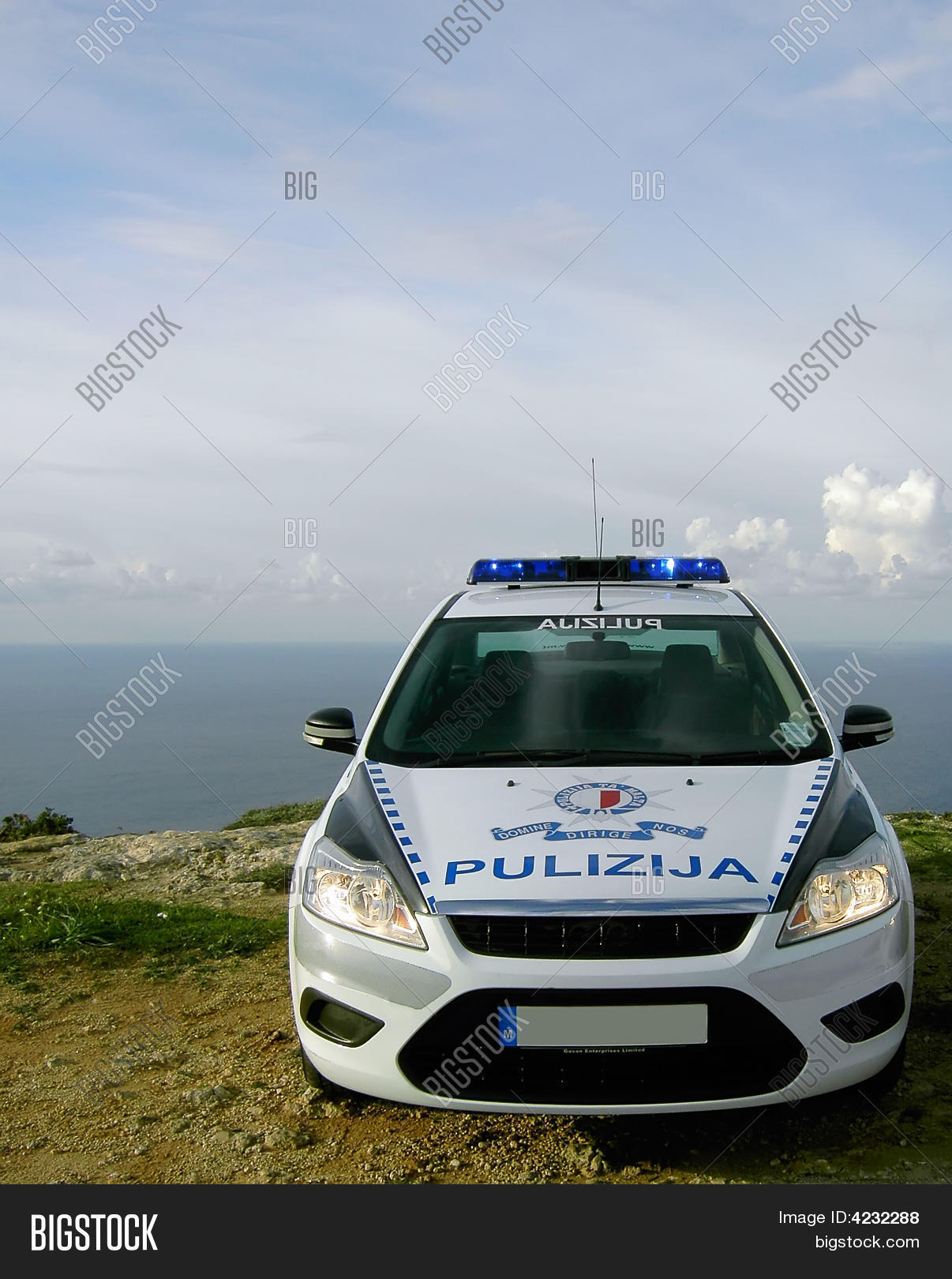 Squad Car Image & Photo (Free Trial) | Bigstock