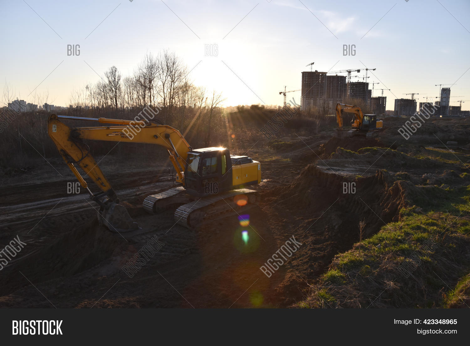 Excavator Dig Trench Image & Photo (Free Trial) | Bigstock