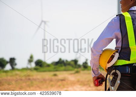 Rear View Man Engineer Image & Photo (Free Trial) | Bigstock
