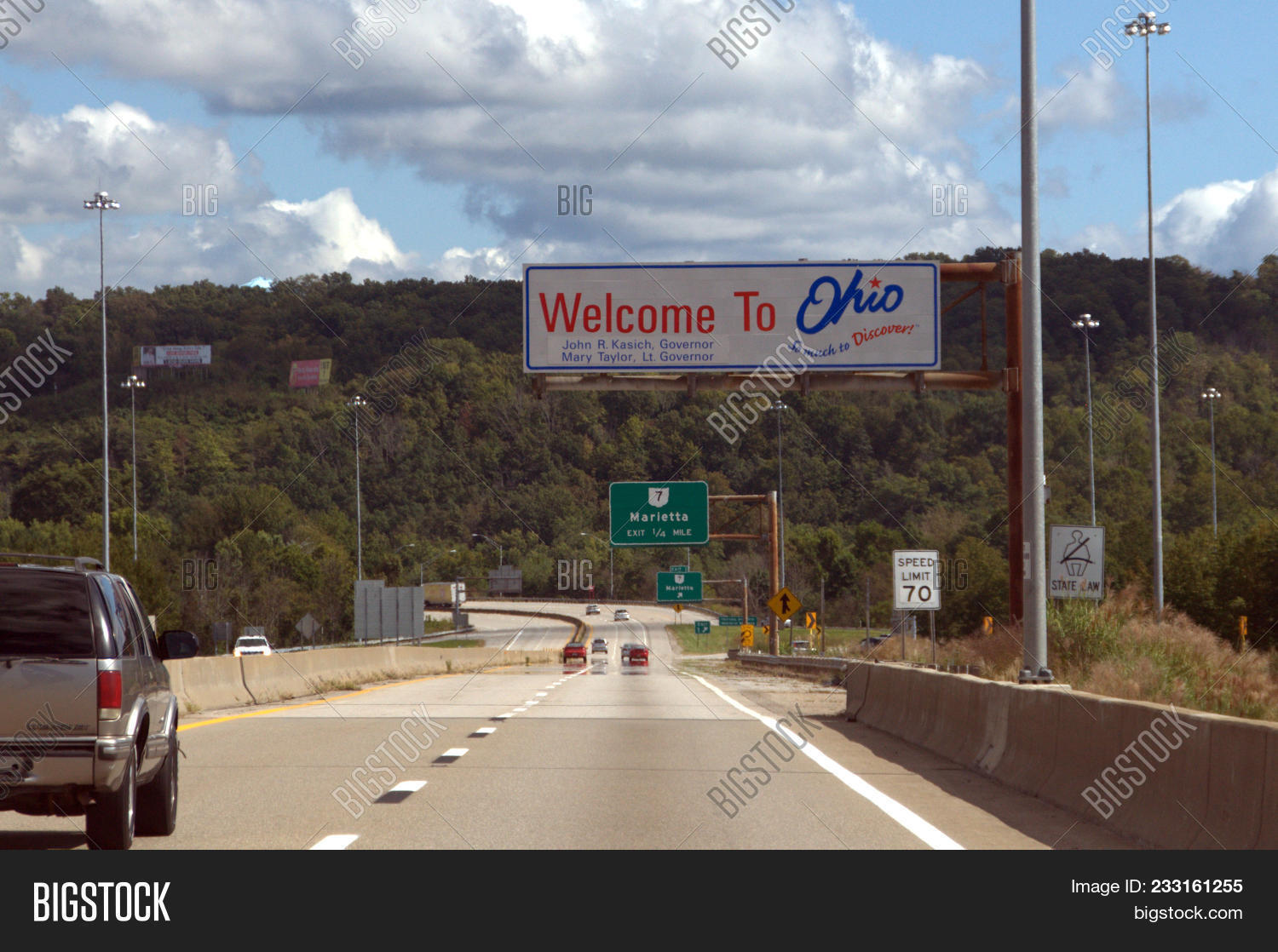 Welcome Ohio Sign On Image & Photo (Free Trial) | Bigstock