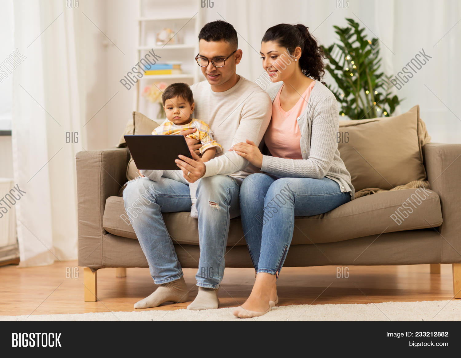 Family, Technology, Image & Photo (Free Trial) | Bigstock