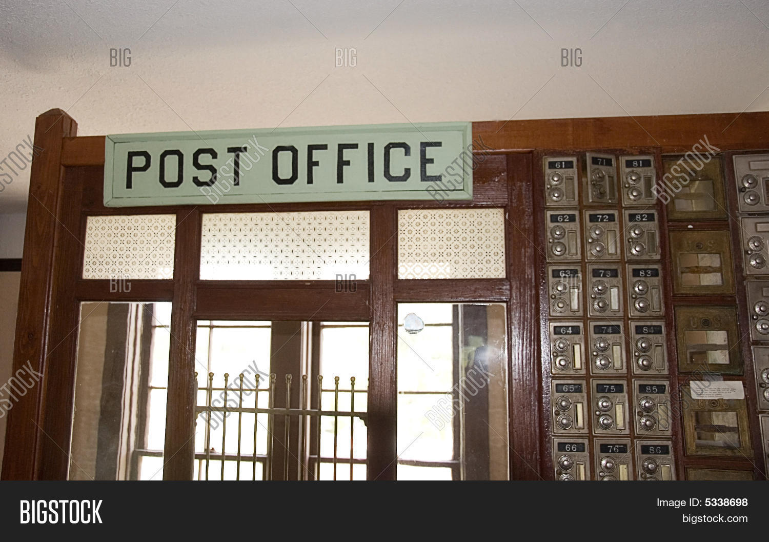 Old Fashioned Antique Image & Photo (Free Trial) | Bigstock