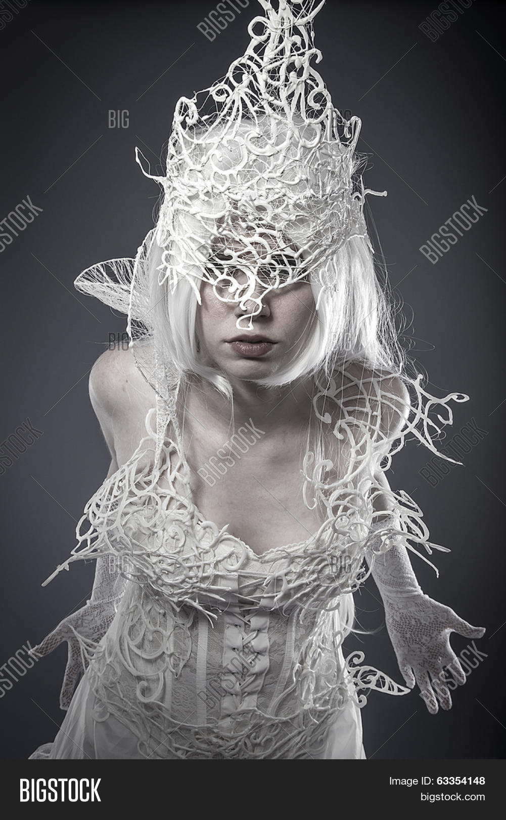 Queen. Beautiful Model Image & Photo (Free Trial) | Bigstock